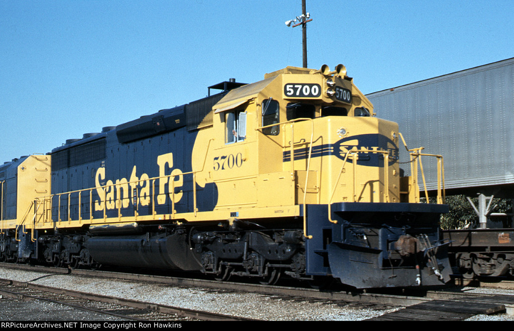 ATSF 5700